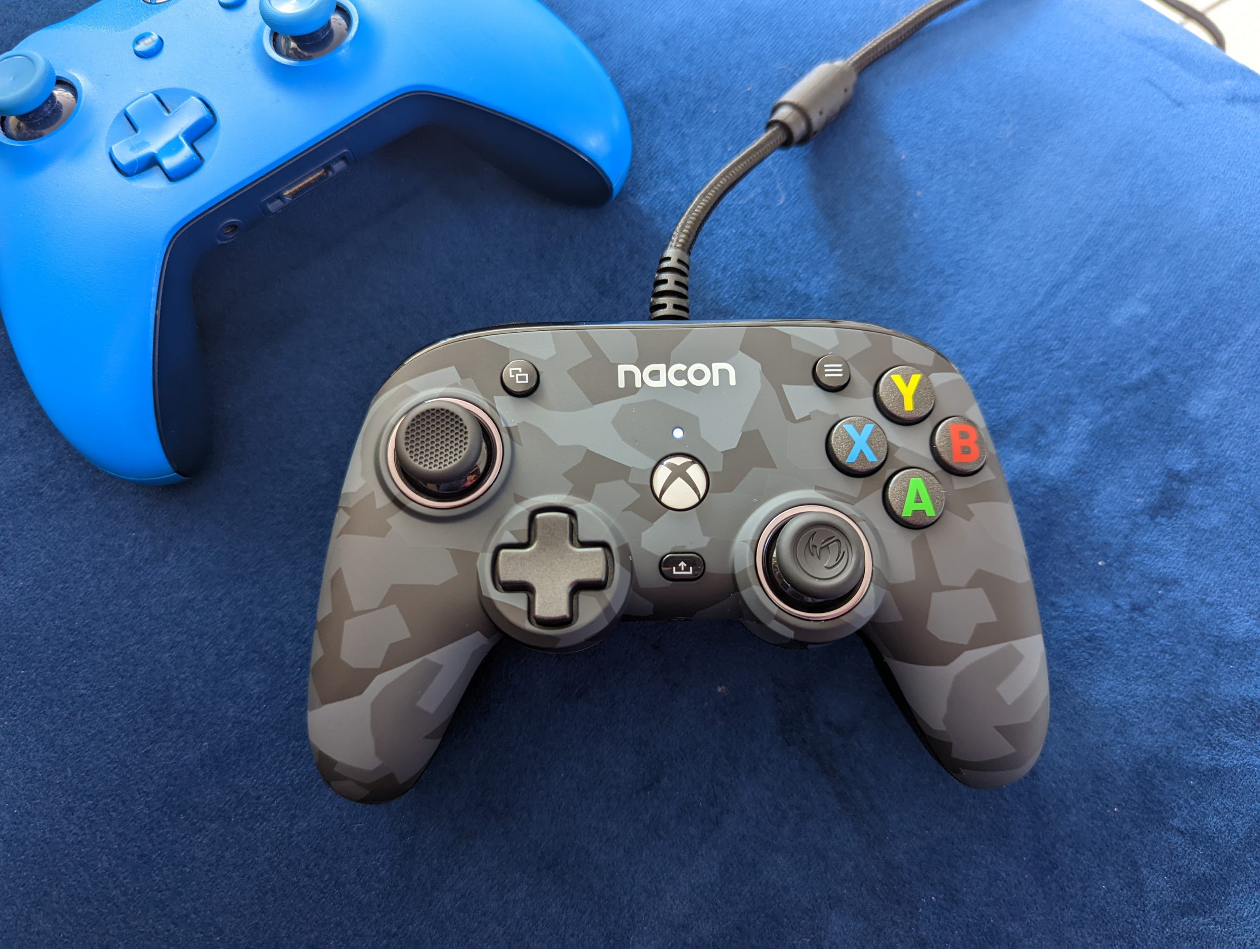 Nacon Pro Compact Controller got a new look! – Big Boss Battle (B3)