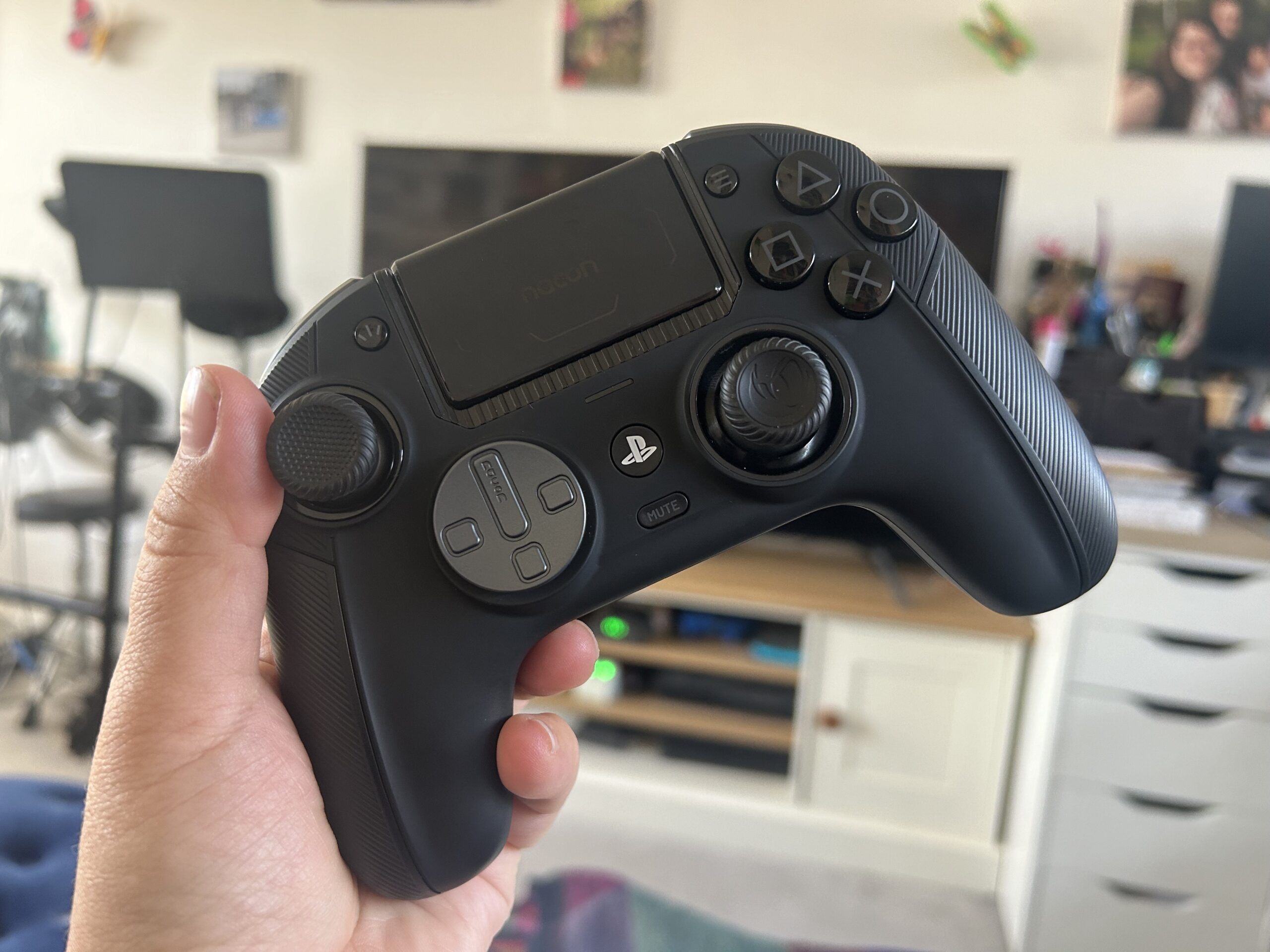 Nacon Revolution 5 Pro Controller - Worth the price? – Big Boss Battle (B3)